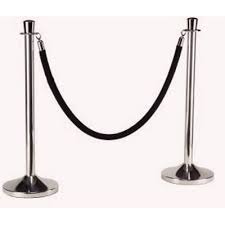 Afzet paaltjes – BrayanS evenementen